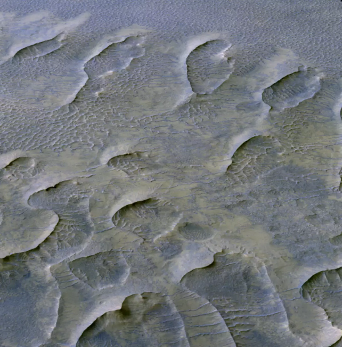 La NASA a trouvé des dunes anciennes sur Mars. Ils sont milliards d'années!