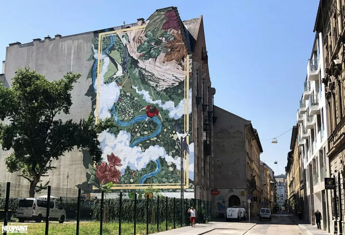 Graffiti dibersihkan di Metropolis: Pengalaman Budapest
