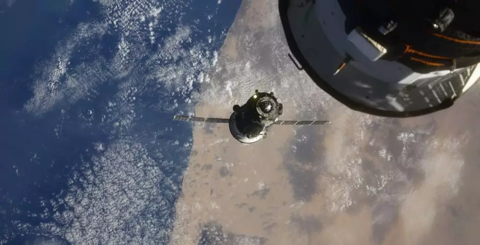 "Soyuz" starigis rekordon pri flugo-rapideco al la ISS