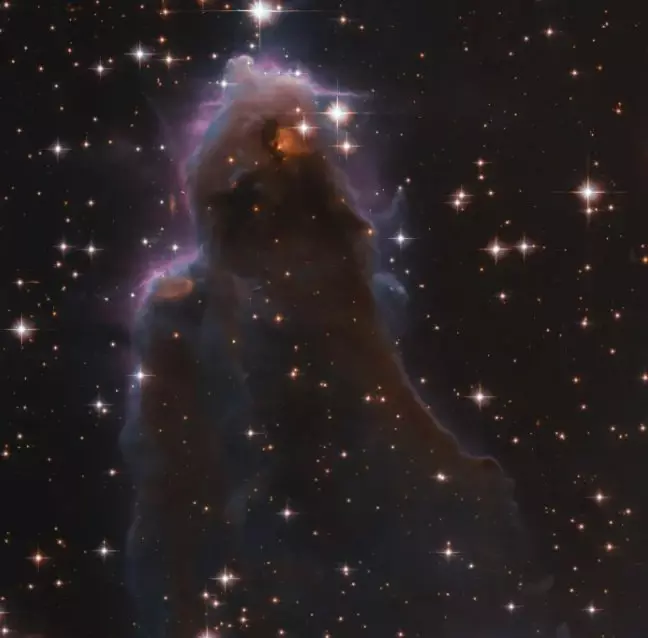 Ang "Hubble" nakakuha sa pagkahimugso sa usa ka bituon sa usa ka halayo nga nebula