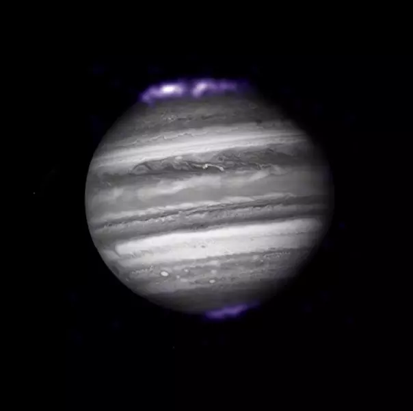 Som polære radiancer vises på Jupiter