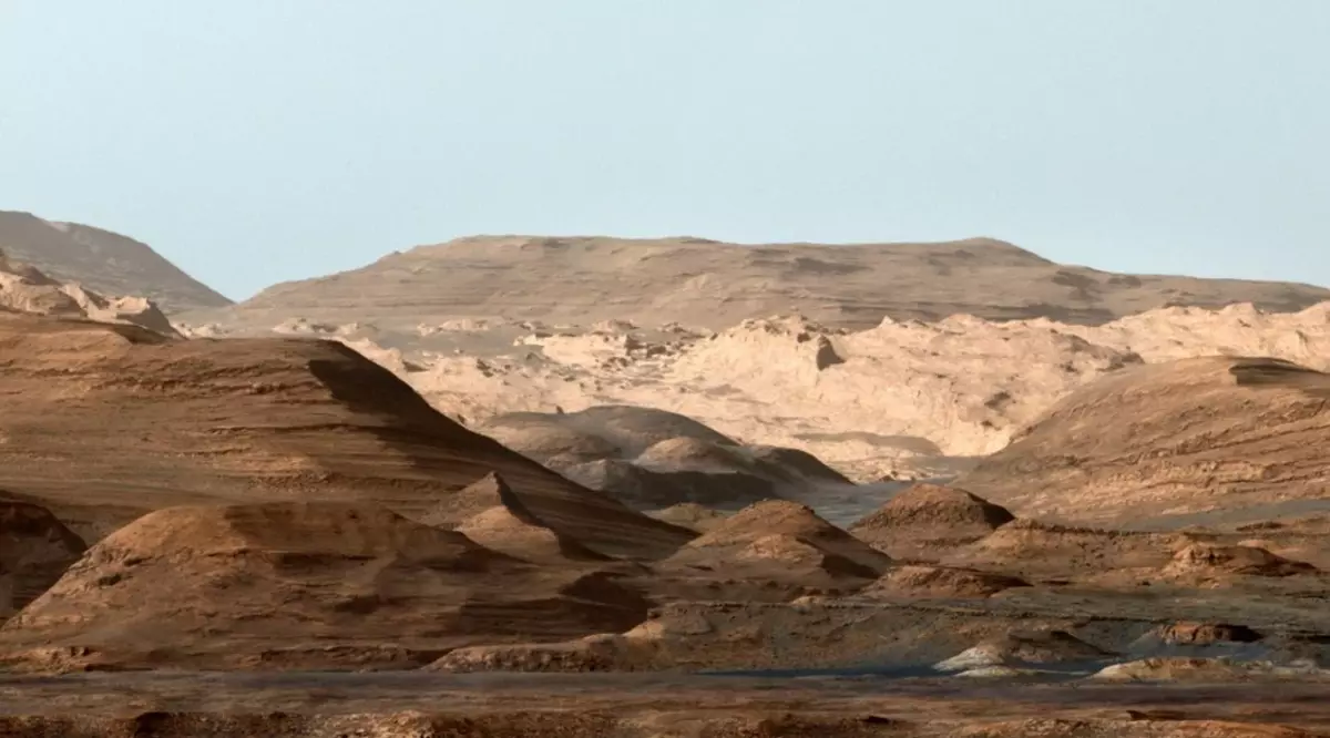 Curiozitatea a găsit semne de inundații antice pe Marte