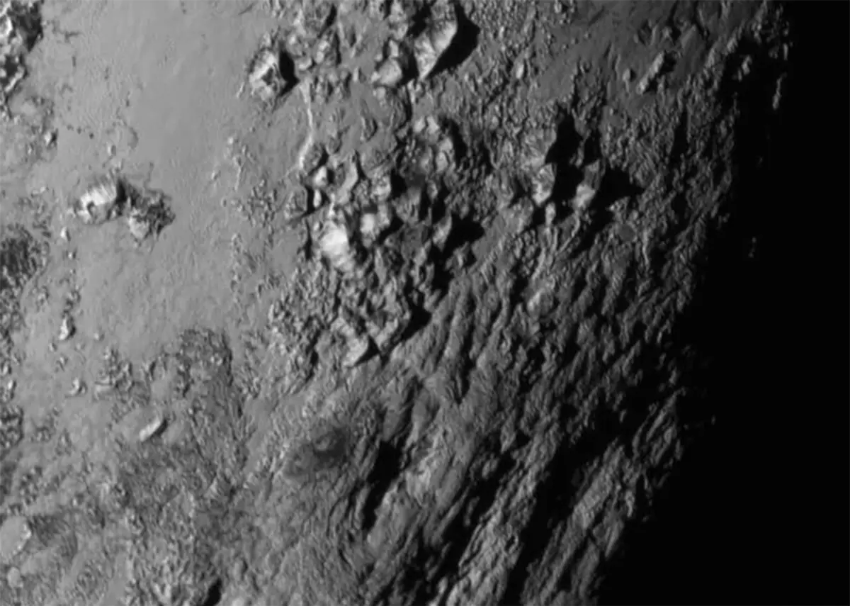 NASA showed a pluto surface on video
