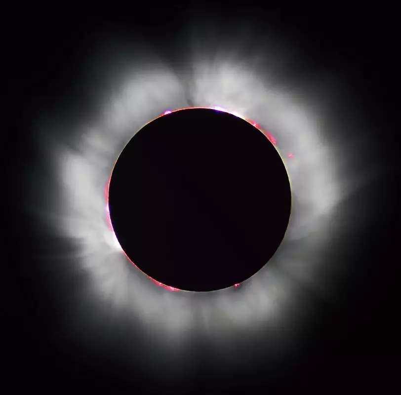 Täydellinen Solar Eclipse tapahtuu 9. maaliskuuta