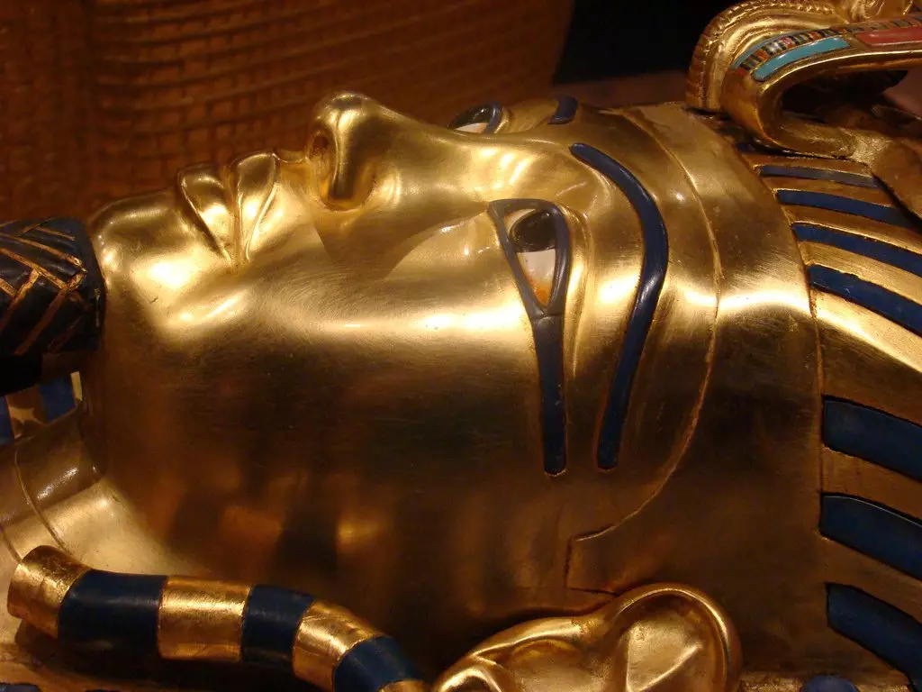 Tutankhamon يېڭى تۇغقىنى بايقىغان