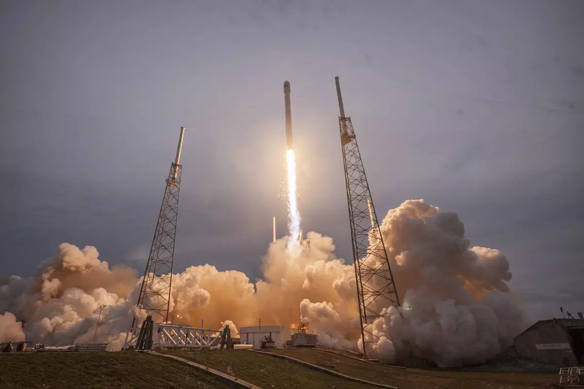 Spacex řekl o příčině raketového výbuchu Falcon 9