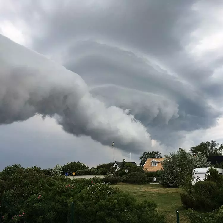 Apocalipsis hoxe: Terrible nubes en Suecia