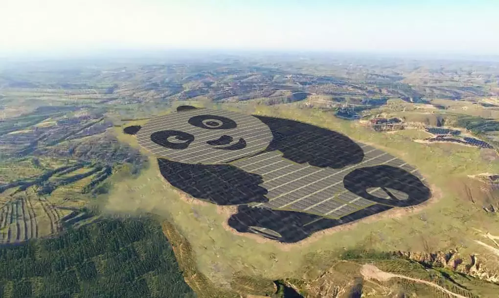 China membuka pembangkit tenaga surya dalam bentuk panda