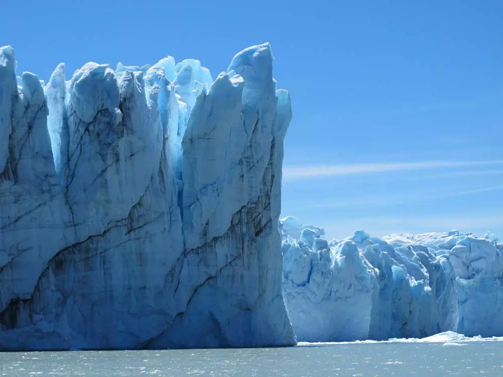 Một trong những sông băng lớn nhất thế giới bắt đầu tan chảy