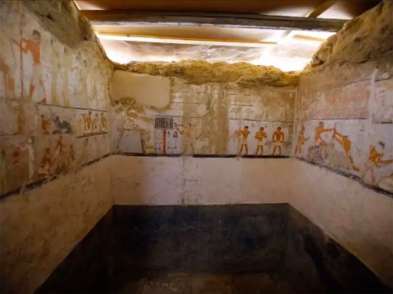 在埃及，發現了一個高級祭司的墳墓：視頻