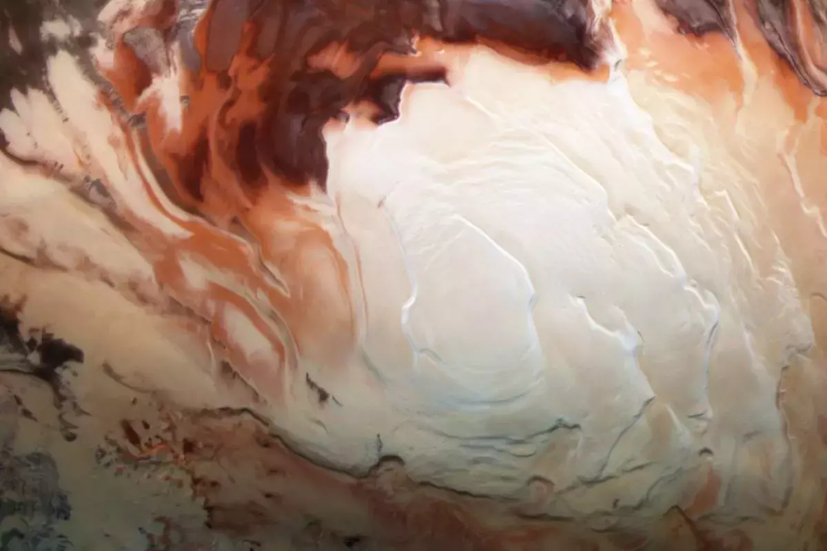 Lago con acqua allo stato liquido su Marte non può che essere di argilla congelato
