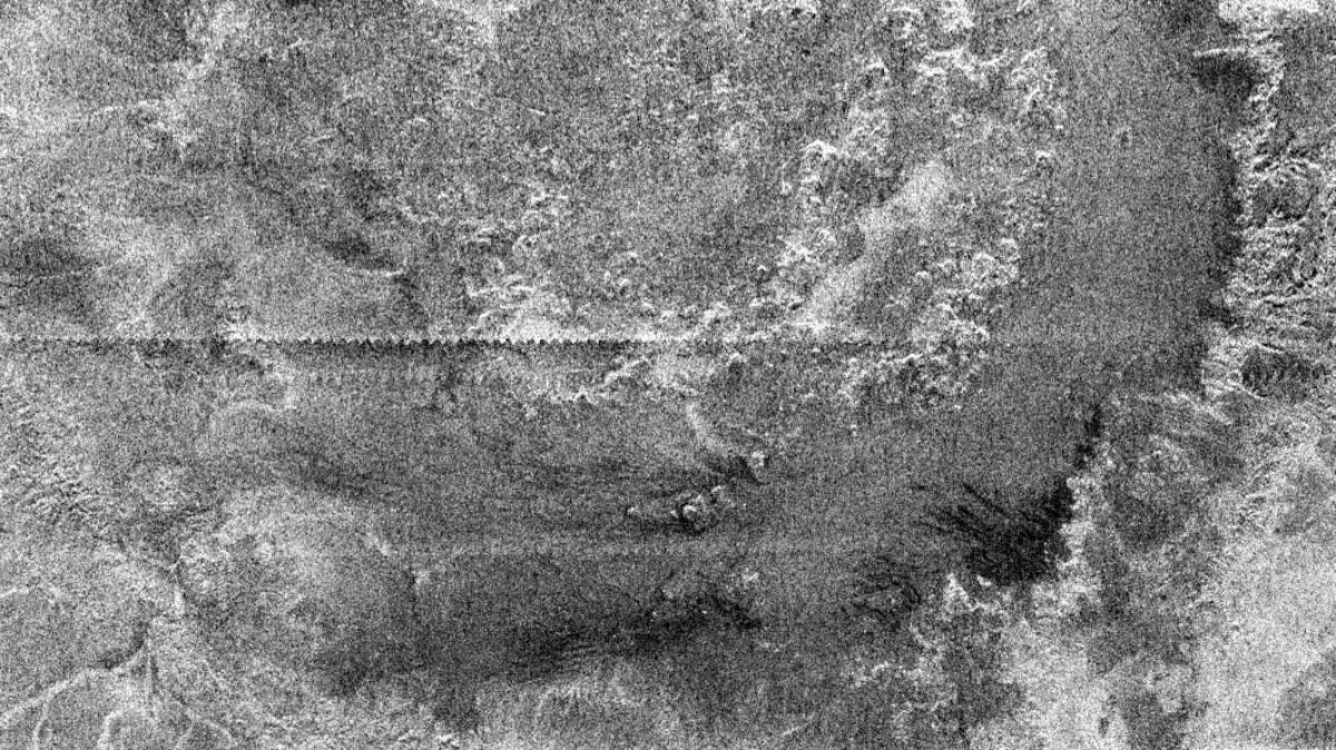 Kratero en Titanio agnoskita kiel taŭga loko por la naskiĝo de la vivo