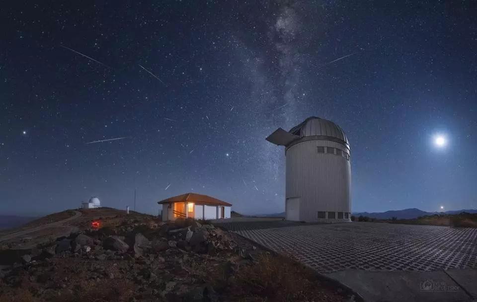 En primer lloc la primavera Starley i altres esdeveniments astronòmics d'abril