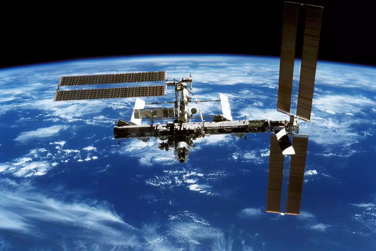 Russia plans to withdraw from the ISS project and create their own space station