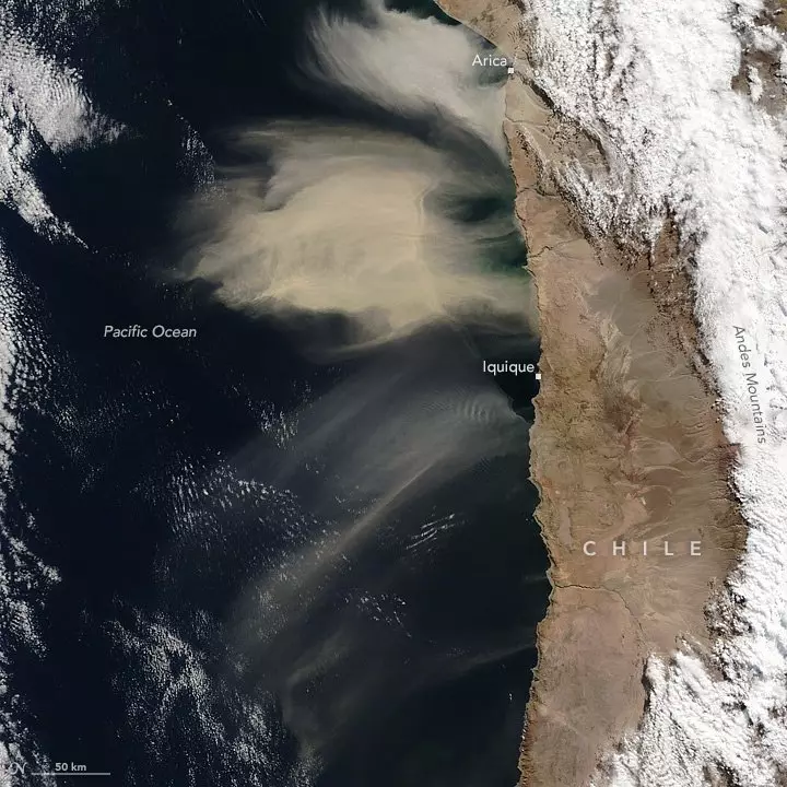 Vreemde stof storm in Chili: foto