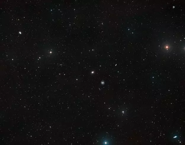 NGC 1052-DF2.jpg