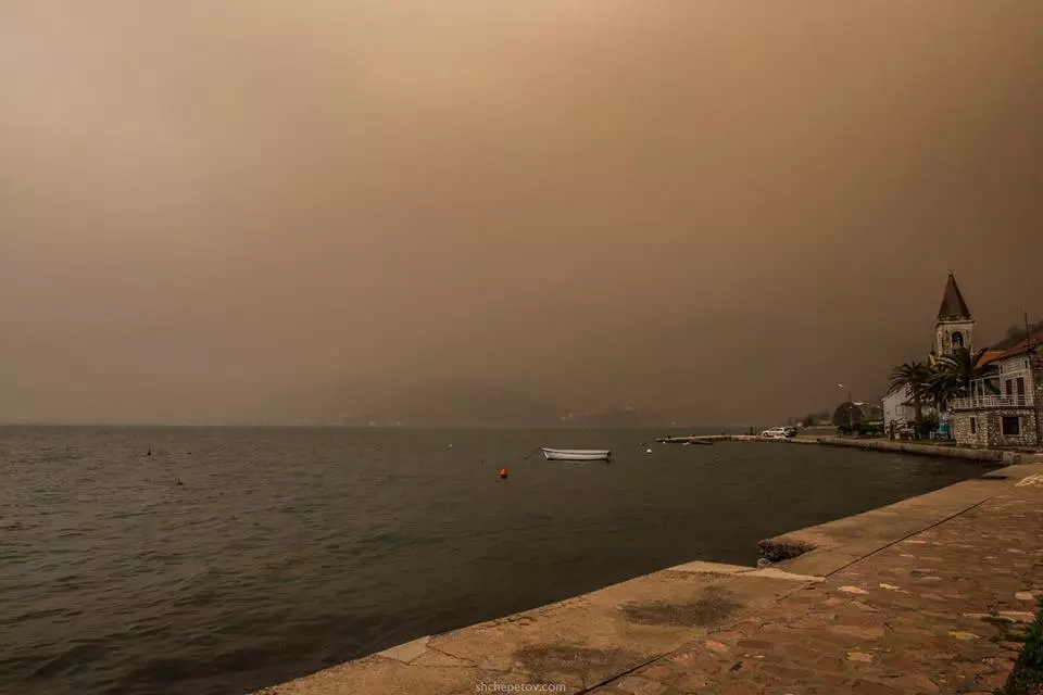 Η βροχή της άμμου πέρασε στο Μαυροβούνιο