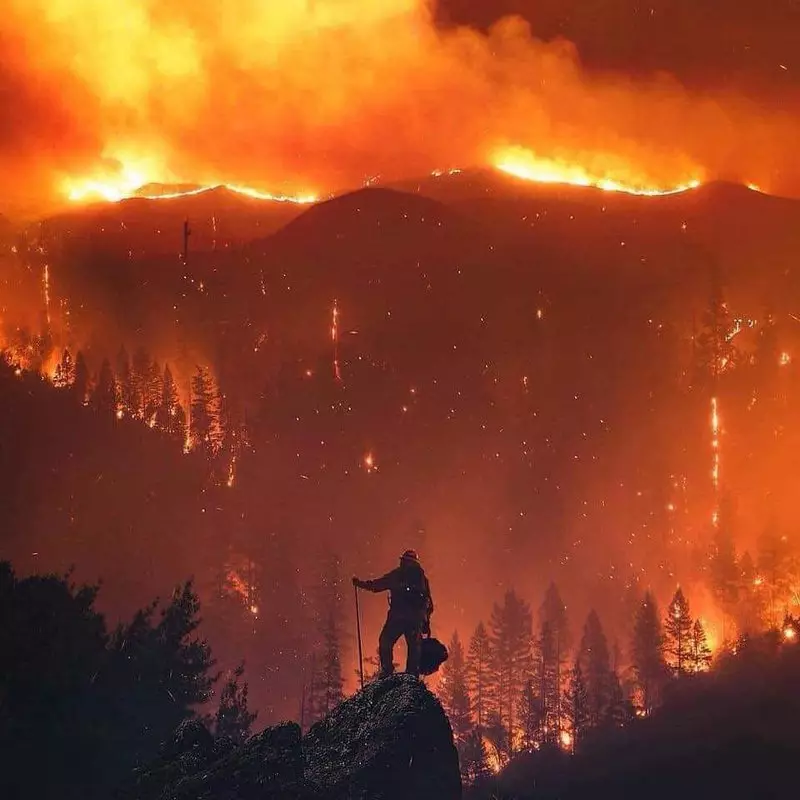 O maior incendio baleiro California: foto e vídeo