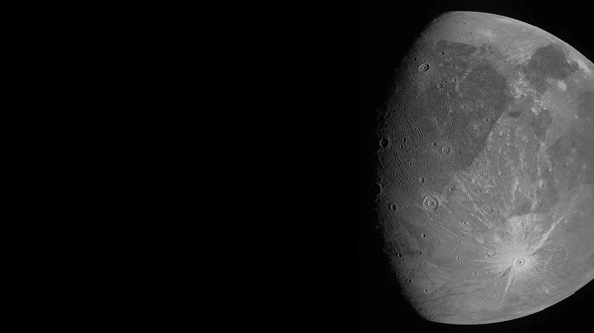 "Juno" tarixinin Ganyades ən ətraflı şəkillər göndərdi