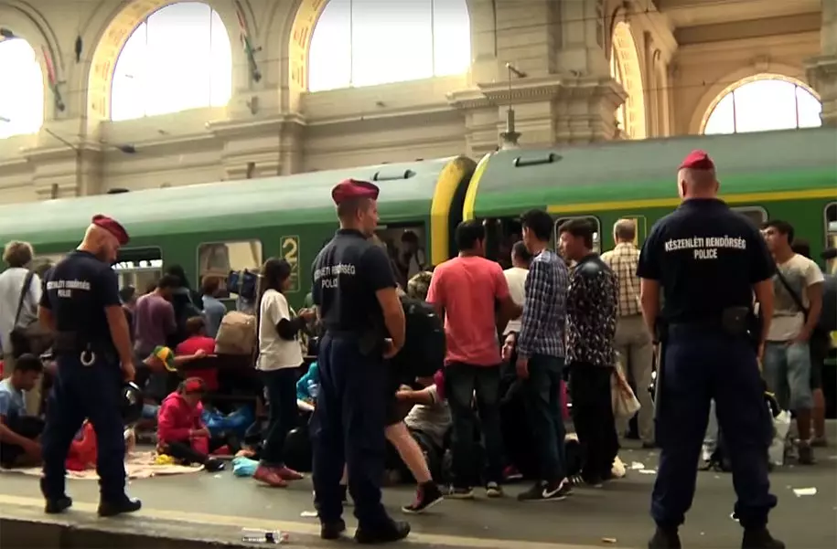 פליטים במקום תיירים: איך יש את ערי אירופה השתנתה