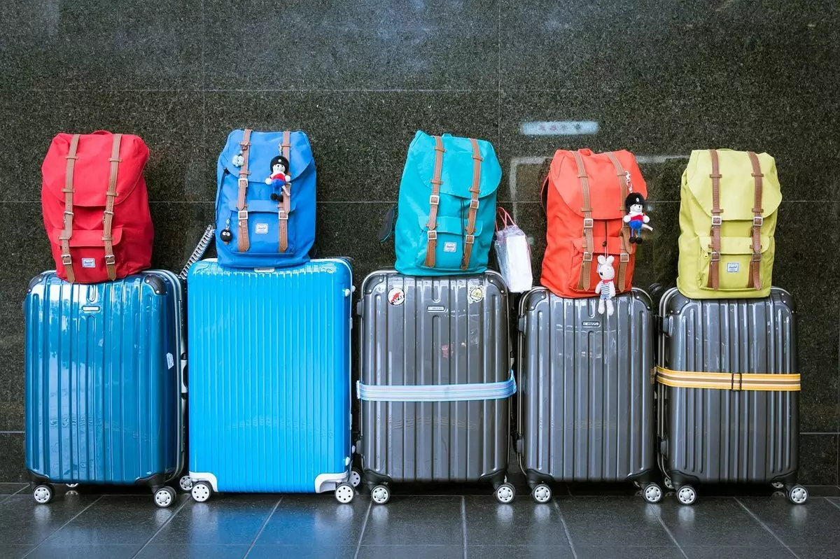 Nuove regole per l'esecuzione di borse fatte a mano in aeroplani: cosa cambierà?