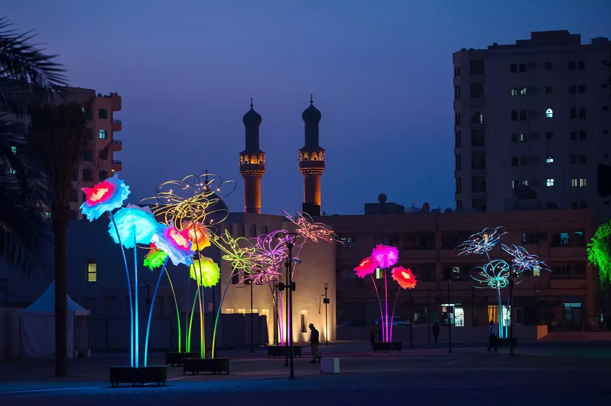 Kursi në Lindje: Hapni Sharjah
