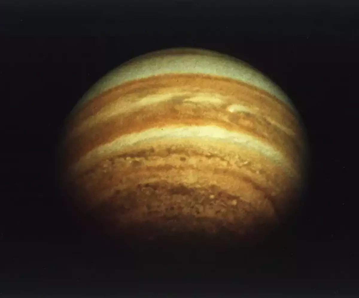 Astronomul amator a deschis un nou satelit de Jupiter