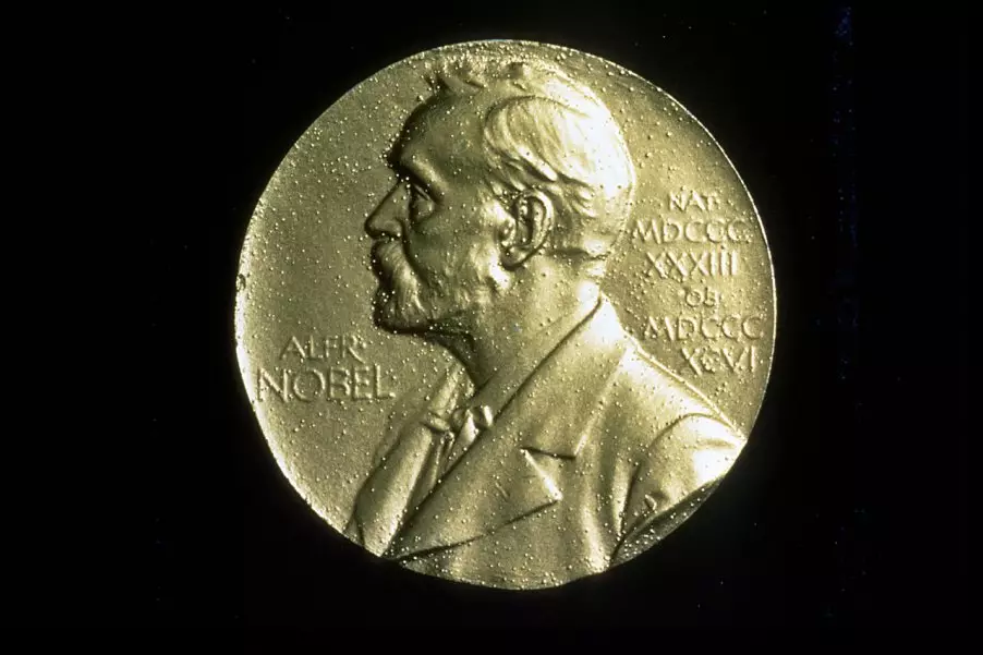 Cúig theip cáiliúla ó Dhuais Nobel