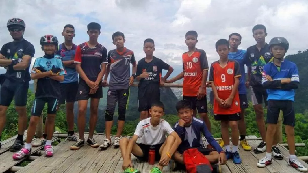 U Tajlandu, školci su spajali u pećini 10 dana