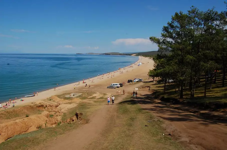 Els turistes deixen en Tones d'escombraries Baikal