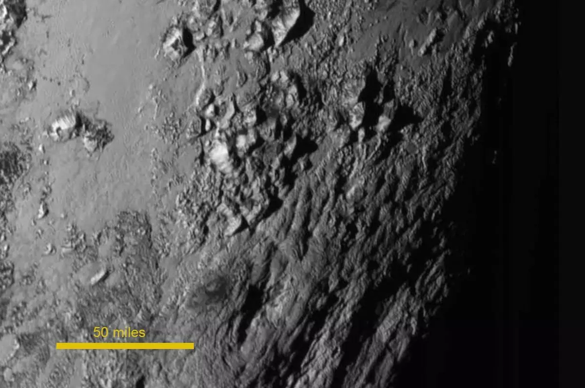 NASA viste Pluto Mountains