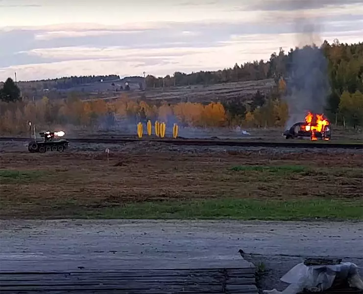 Awọn roboti ija ti o dara ti ṣetan lati daabobo Russia