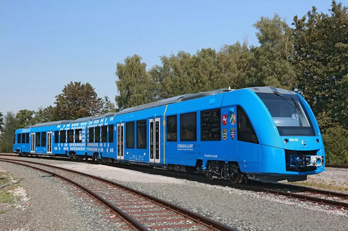 Passenger train on hydrogen fuel will appear in Germany