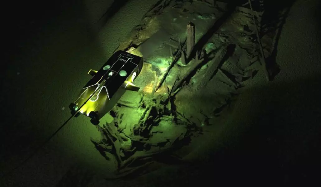 Di bahagian bawah Laut Hitam mendapati perkuburan kapal purba