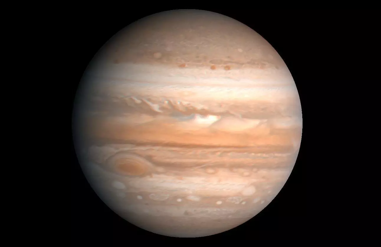 Dois novos satélites de Júpiter estão abertos