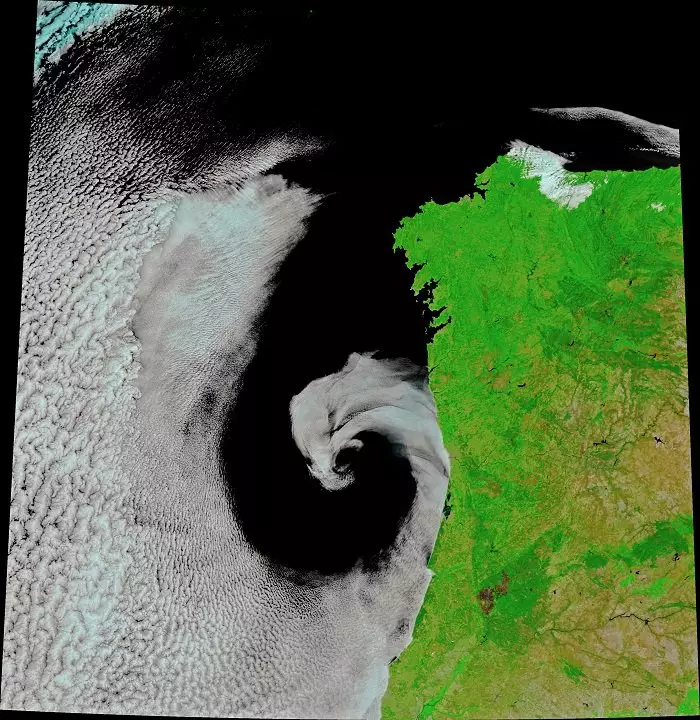 A quoi ressemble le cyclone sec: photo de l'espace