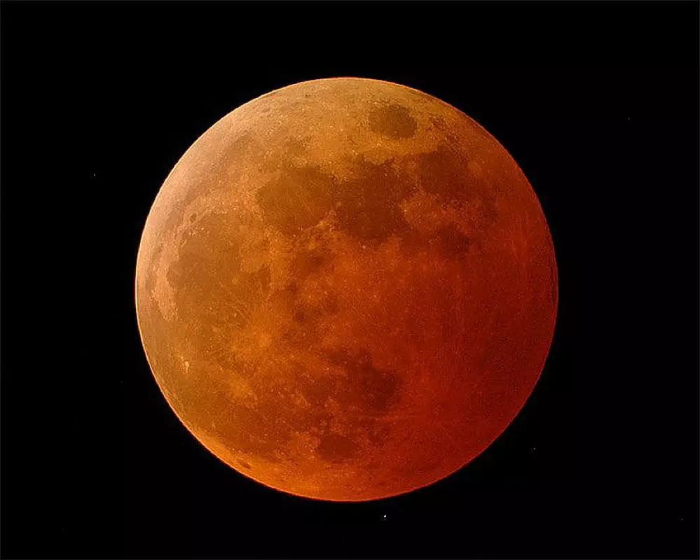 Supermoon Full Eclipse - 31. januar sve nebesa zemlja