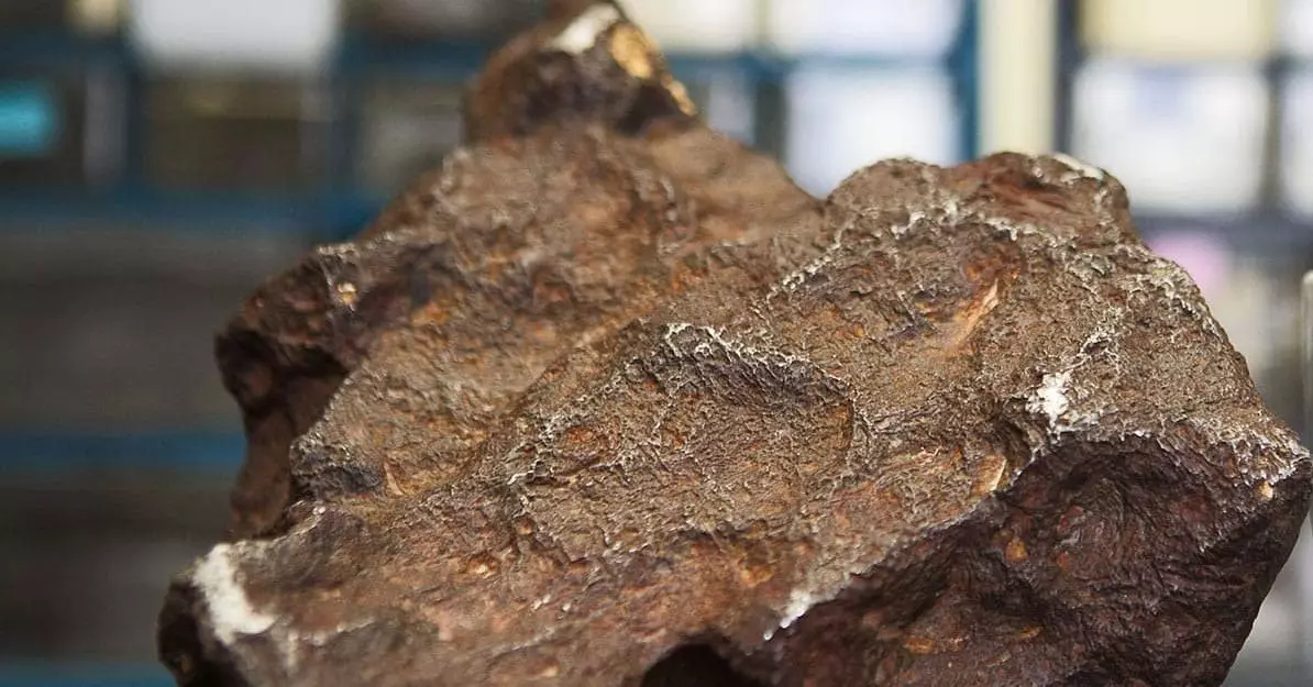 Panto shed di Amérika Serikat pikeun taun-taun nandatanganan meteorite anu pantes $ 100,000