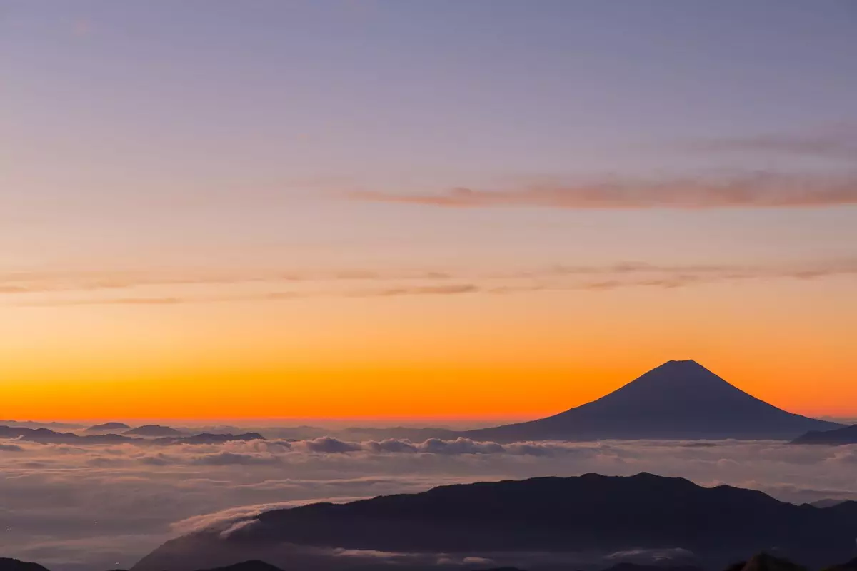 Encontrado pedra antiga no Japão