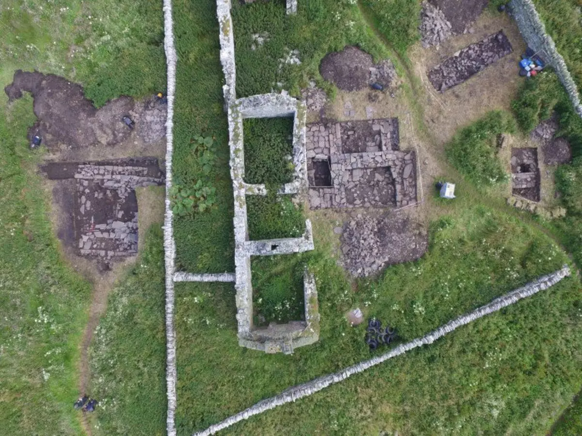 A Escòcia trobat una sala on estaven antiquades Vikings