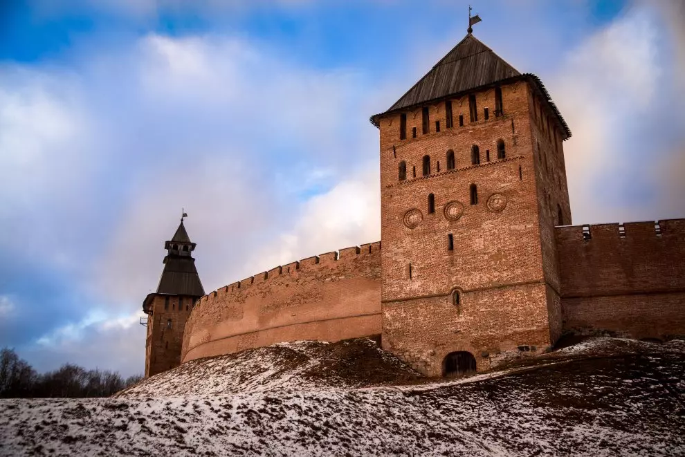 איך גרת ב Novgorod לפני 1000 שנה? ניסוי "שבע בעבר"