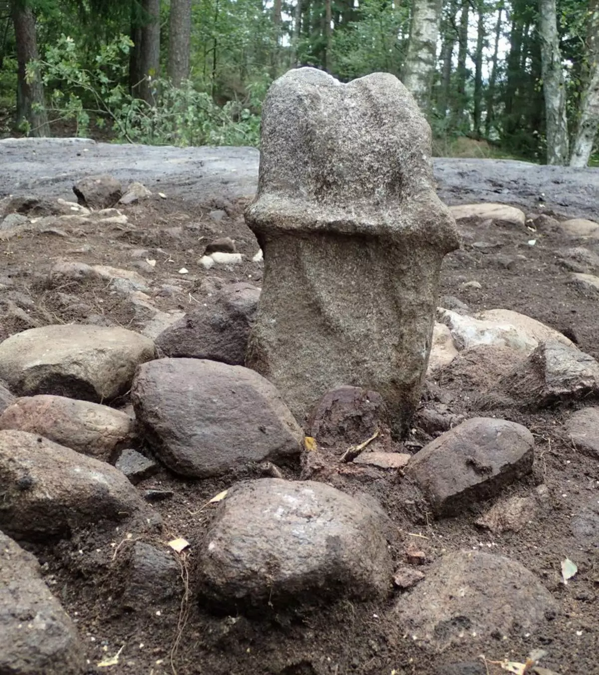 Giant Stone Penis pronađen u Švedskoj