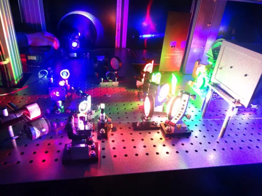 Scientists have learned how to create extremely detailed and colorful holograms