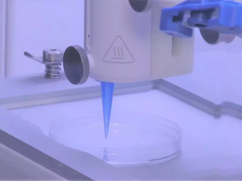 עור אנושי עם כלי מודפס על מדפסת 3D