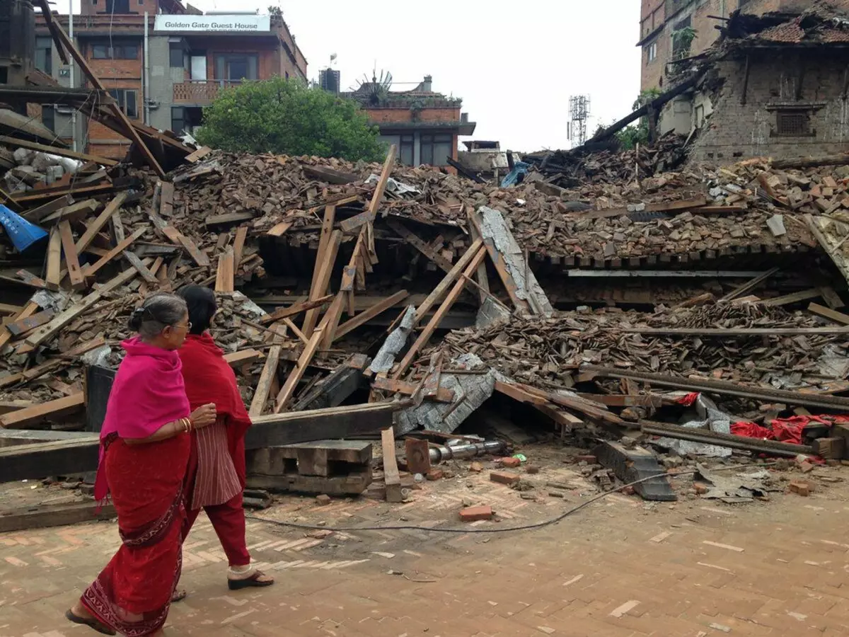 2015 yılında Nepal'deki depremin sonuçları