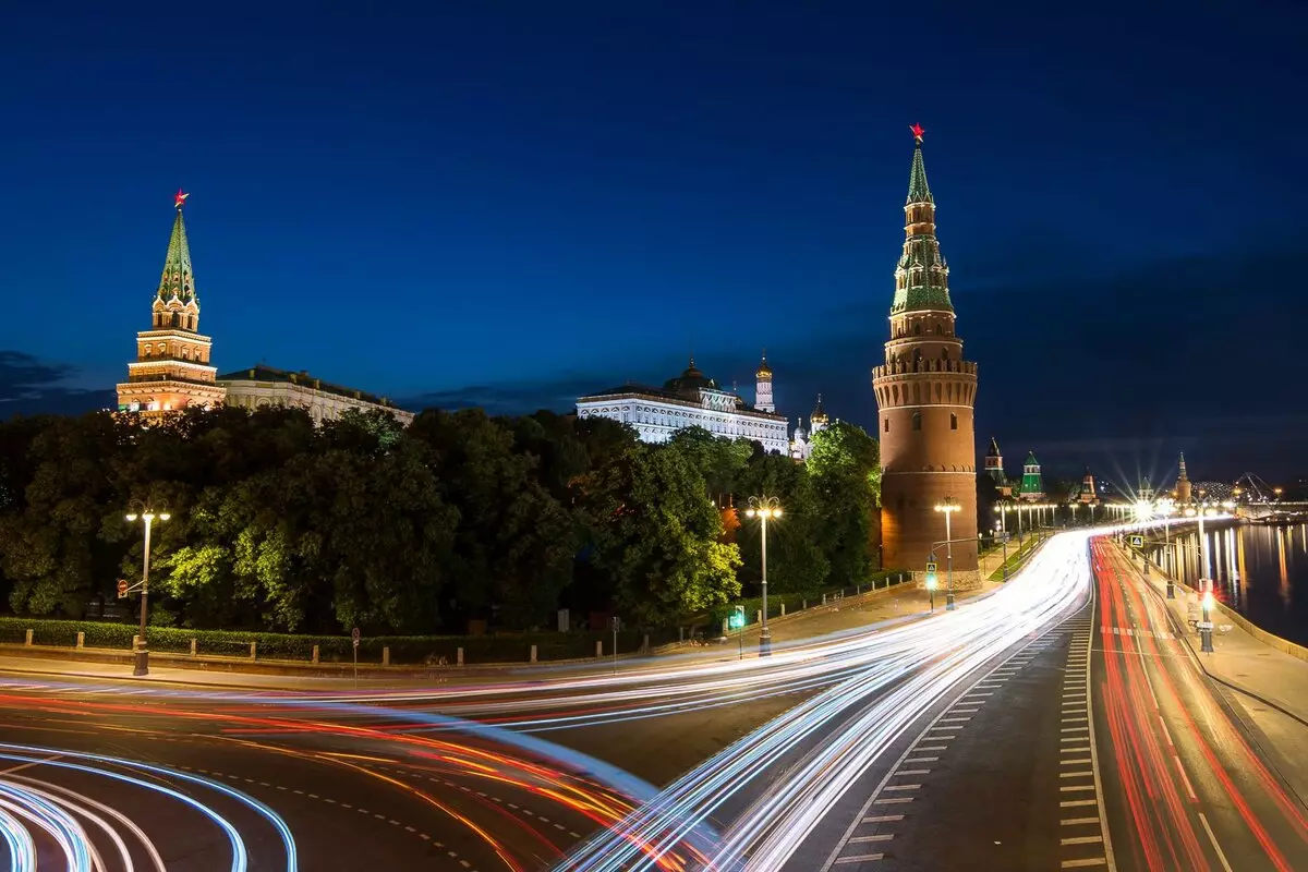 Moscova Kremlin, noapte. Moscova. Anatoli Weningart.