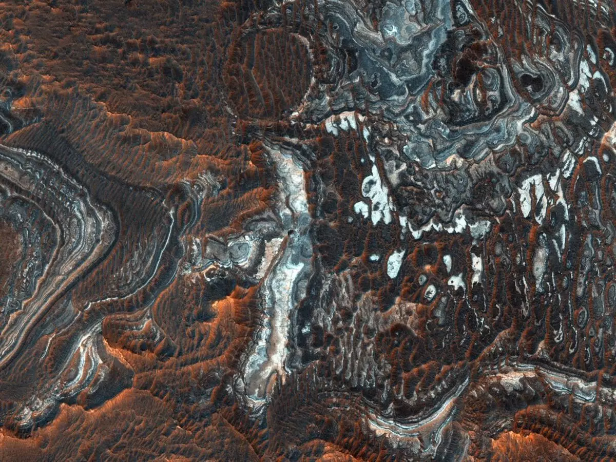 Foto incredibili di Martian Vallee Mariner