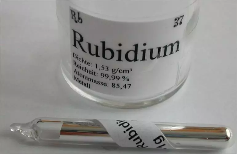 A világ legszebb tüköre egy rubidia atomok rétegéből készült.