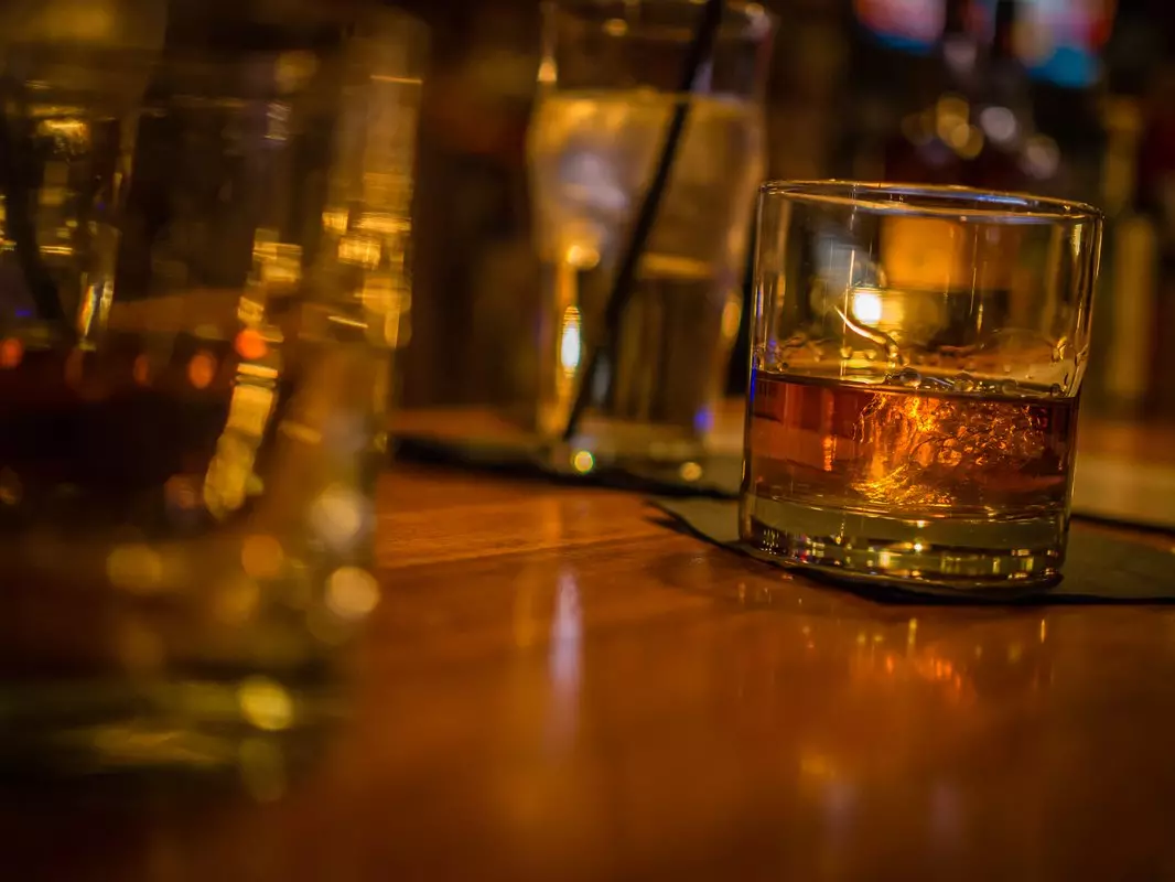 Lāzera staru Tagad jūs varat pārbaudīt viskiju par autentiskumu