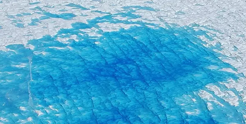 그린 랜드의 얼음 아래에서 발견 된 거대한 고대 호수의 유적